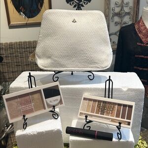 GUERLAIN | Bags | Guerlain Paris White Cosmetic Bag With Cosmetic By ...